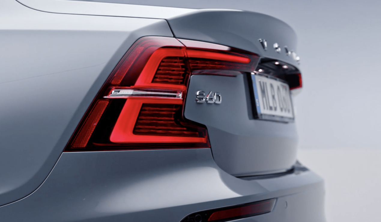 709牛·米峰值扭矩，4.7秒破百，沃尔沃S60 T8的乐趣在哪里？_搜狐汽车_搜狐网