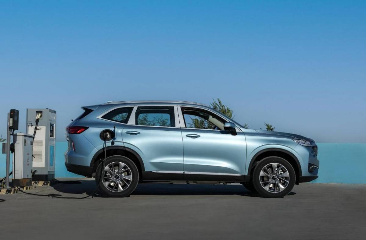 依旧能抗能打 场地试驾第三代哈弗H6 DHT-PHEV_搜狐汽车_搜狐网