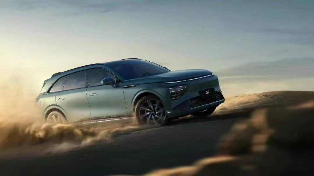 上市两天被迫“改款”，小鹏G9连夜修改配置，多项选装配置“免费送”？_搜狐汽车_搜狐网