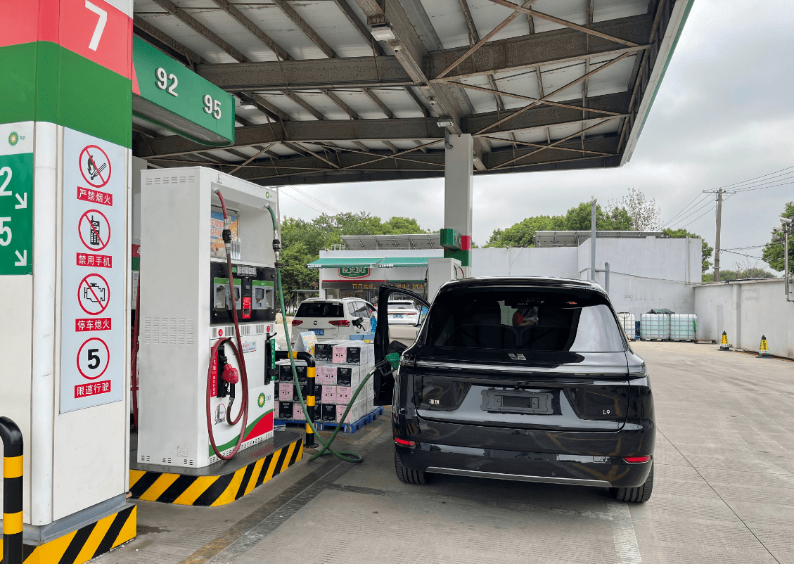 听听车主是怎么评价理想L9，每公里只要3毛钱，驾驶感受同样高级_搜狐汽车_搜狐网