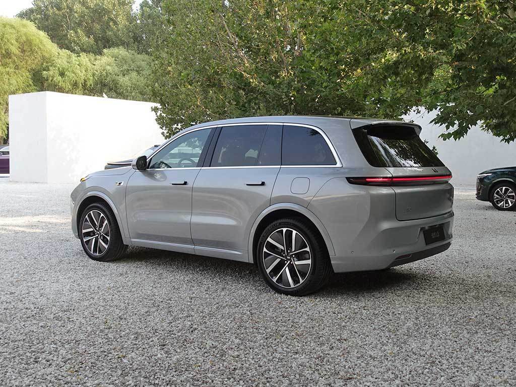 售价33.98万元起，理想L8正式上市，理想L7开启预售_搜狐汽车_搜狐网