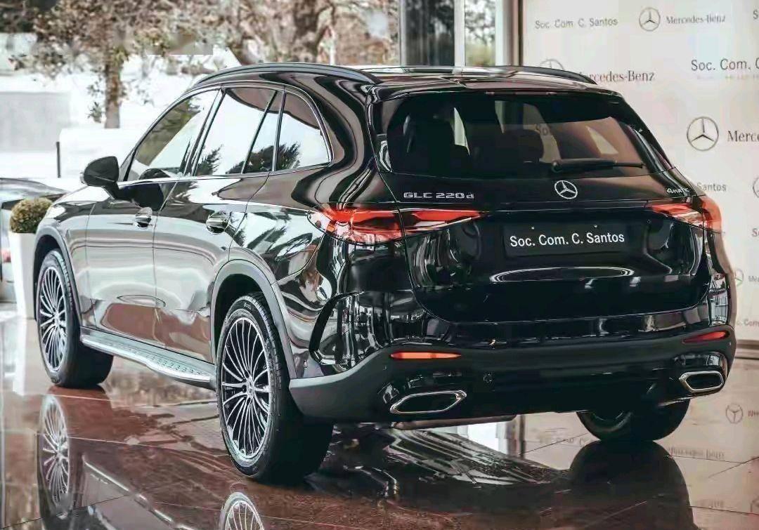 新款“柴油”奔驰GLC亮相，时尚大气，2.0T+9AT，竞争奥迪Q5_搜狐汽车_搜狐网