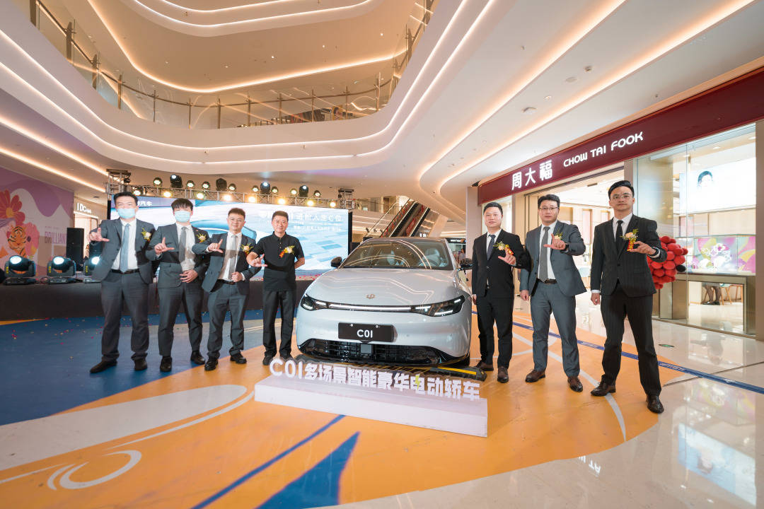 717km续航，零百加速3.66S，车长超5米，零跑再冲高端化_搜狐汽车_搜狐网