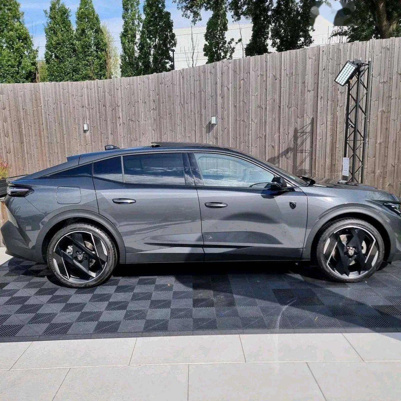 新版标致408X配置曝光，1.6T双涡轮+8AT+数字座舱，新潮大气，_搜狐汽车_搜狐网