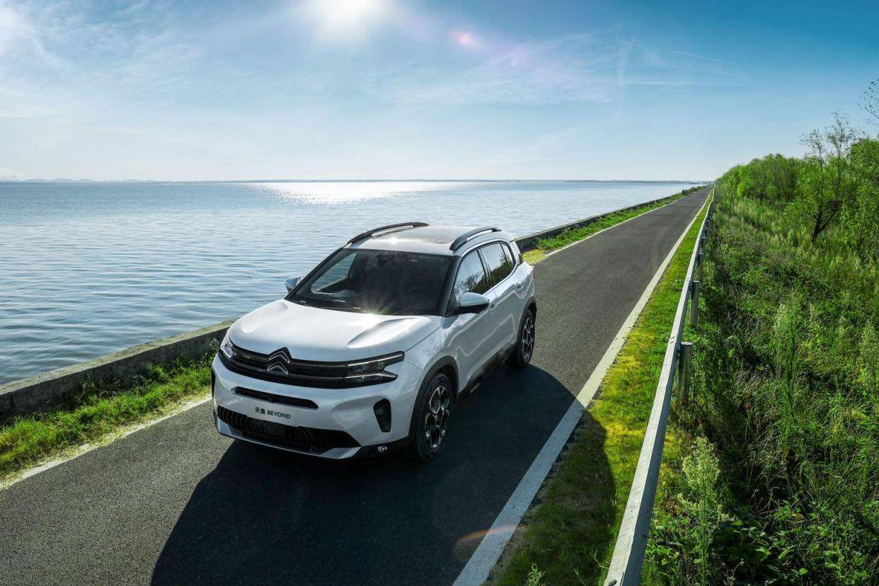 喜欢过CRV，试驾过荣放，最终却选了它，标配8AT+液压底盘，真香_搜狐汽车_搜狐网