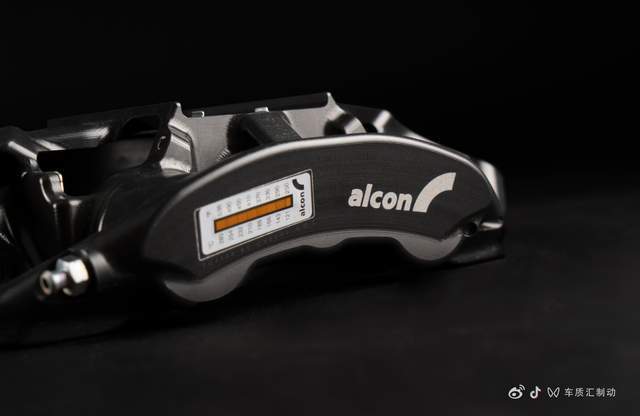 揭秘！第二代奥迪RS3 TCR赛车的Alcon 赛用刹车系统_搜狐汽车_搜狐网