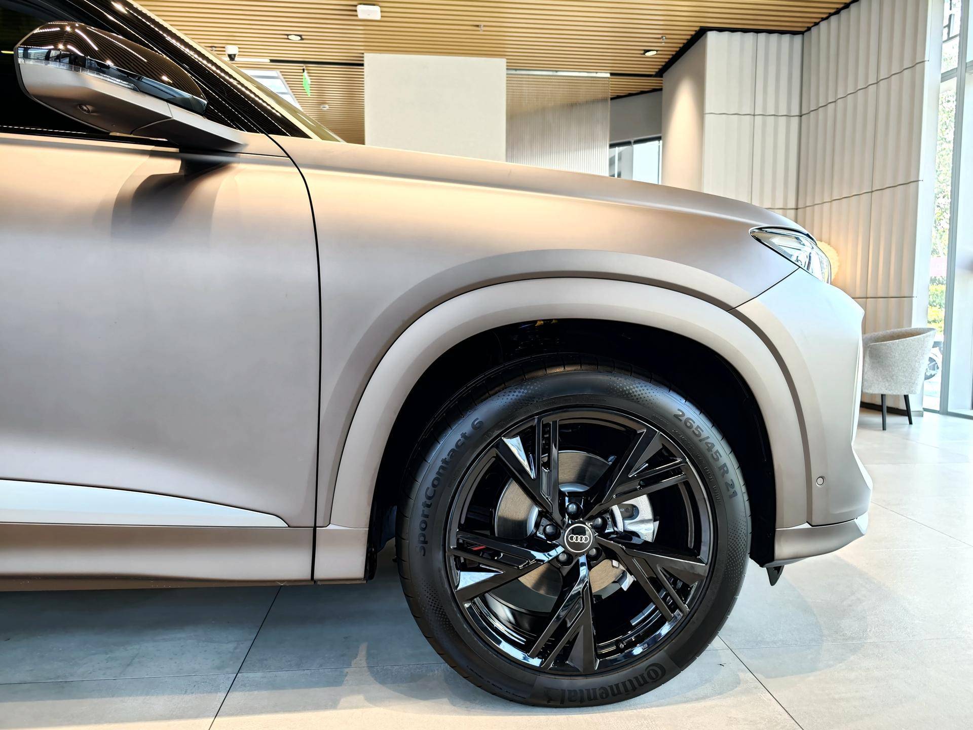 豪华版途昂？实拍体验奥迪Q6 45.96万元起/首发第四代EA888发动机_搜狐汽车_搜狐网