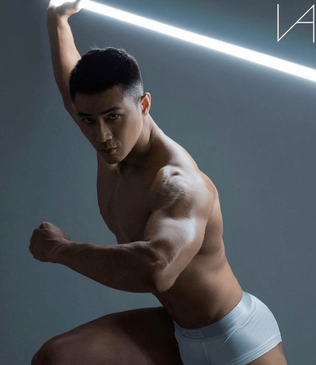 翘臀大胸肌肉男黃泰元 Darrendarrendarren