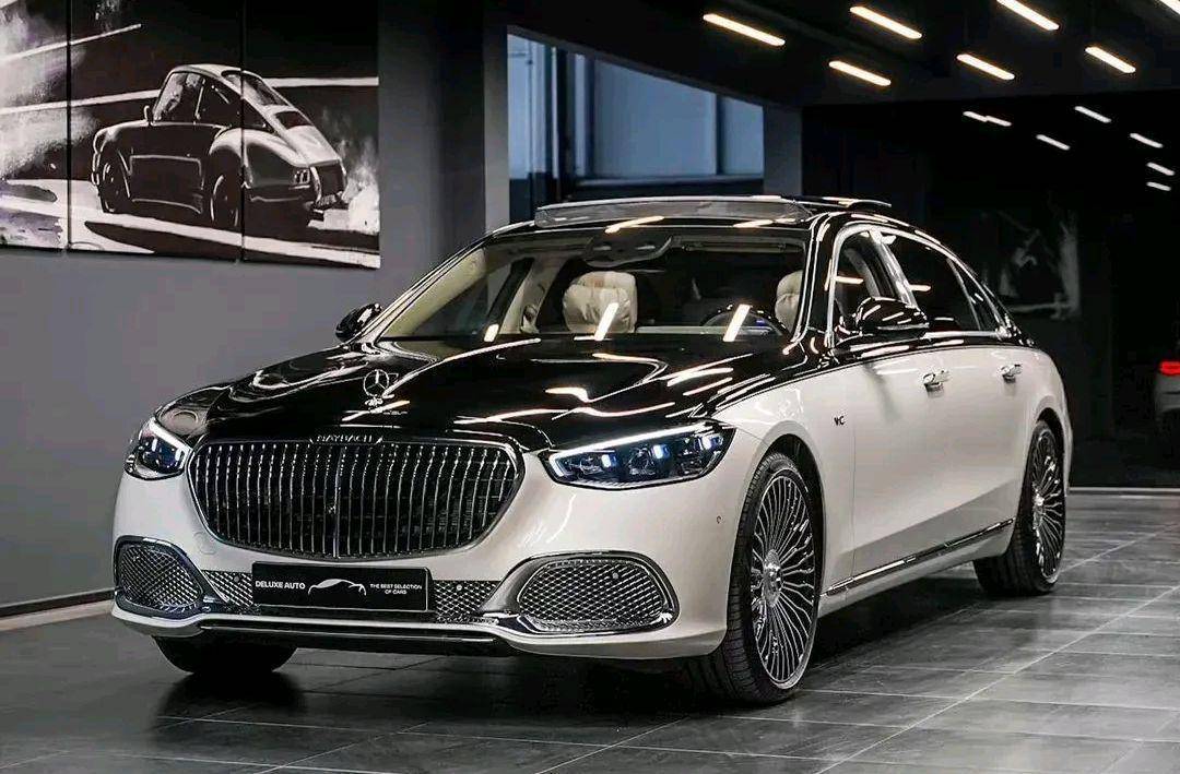 气场飙升！2023版迈巴赫S680亮相，12缸引擎加速4.5秒，霸气_搜狐汽车_搜狐网