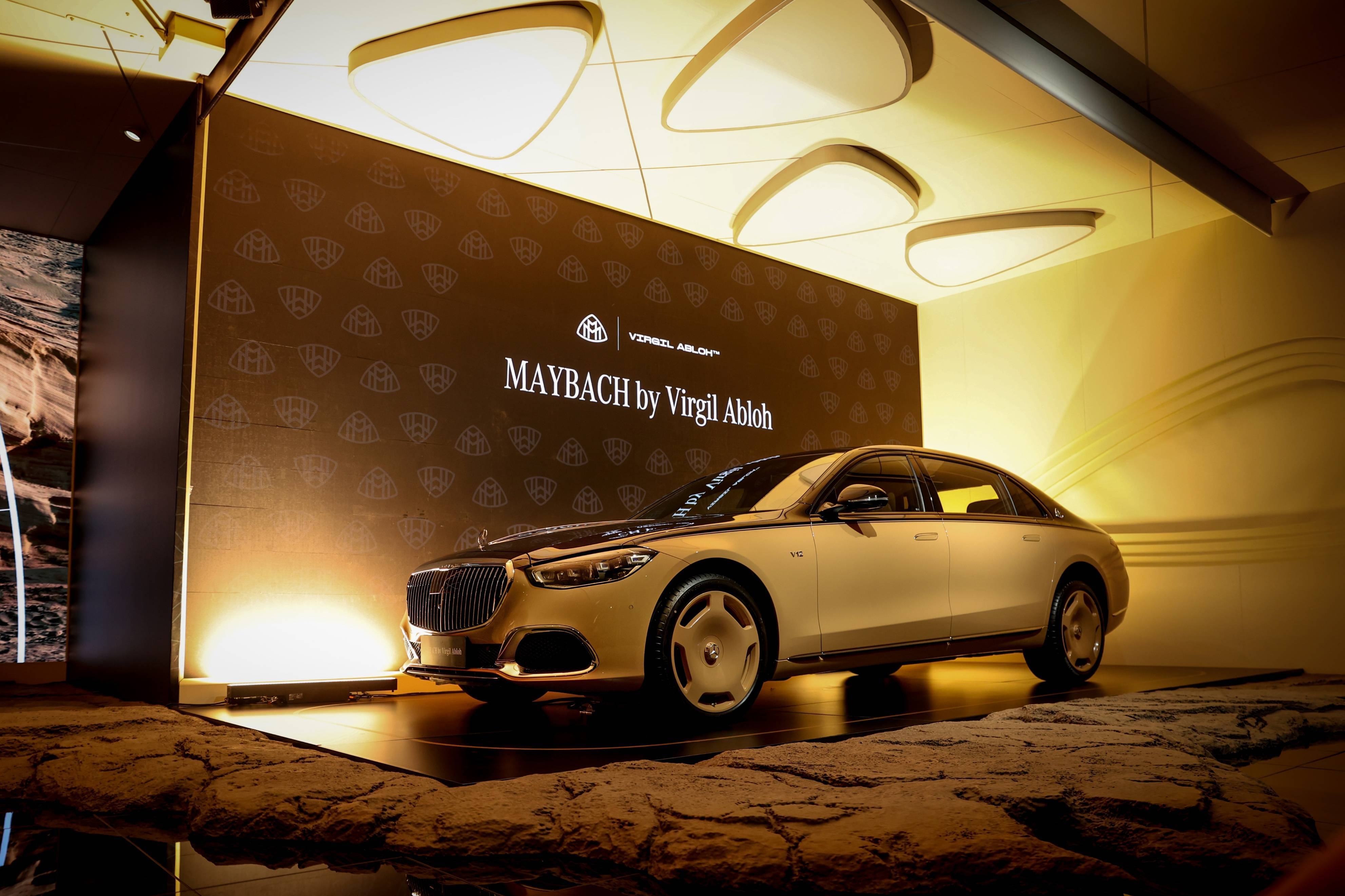 Project MAYBACH概念车中国首秀暨迈巴赫S 680 Virgil Abloh限量版破界上市_搜狐汽车_搜狐网