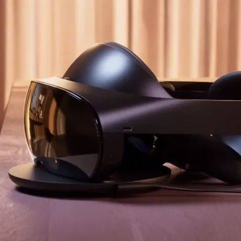 Quest Pro搭载Mini LED技术！Meta 加速布局元宇宙_设备_产品_Quest