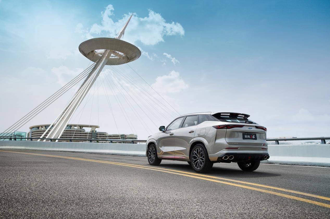 长安欧尚Z6蓝鲸 15T智领型城市版上市，售价11.99万元_搜狐汽车_搜狐网