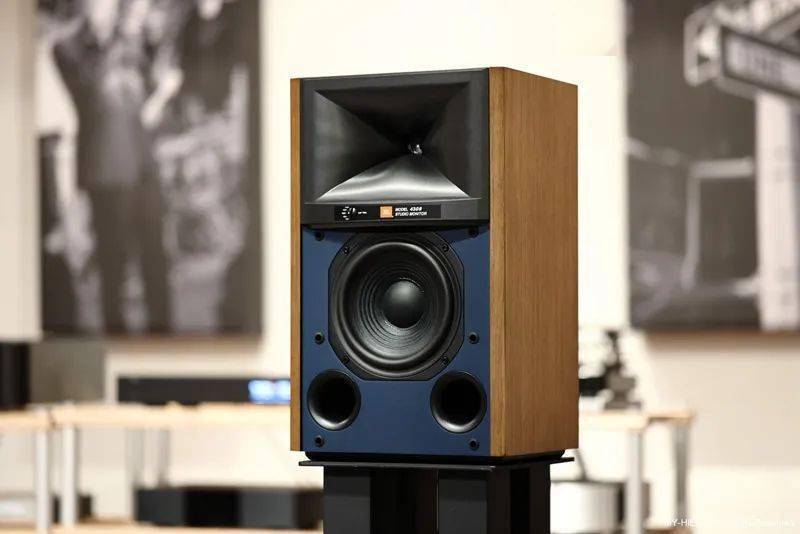 【器材测评】超过50年的监听音箱传奇，低调品味之选: JBL 4309书架音箱_系列_Altec_市场