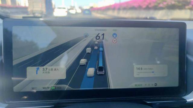 特斯拉FSD最大的威胁？评测小鹏CNGP城市辅助驾驶_搜狐汽车_搜狐网