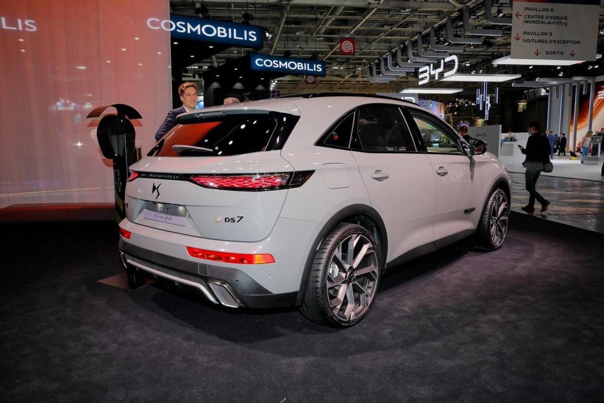 多种动力可选，新款DS 7巴黎车展正式首发亮相！_搜狐汽车_搜狐网