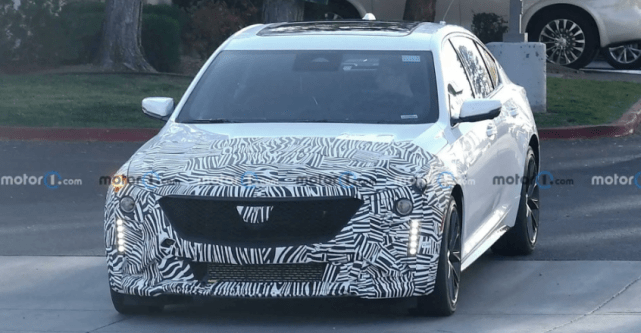 是好是坏？新款凯迪拉克CT5增1.5T发动机，或配双联屏！_搜狐汽车_搜狐网