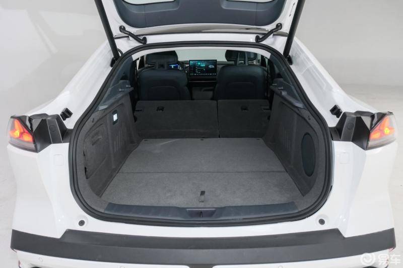 新旧时代B级车的对比 深蓝SL03增程版VS凯美瑞双擎_搜狐汽车_搜狐网