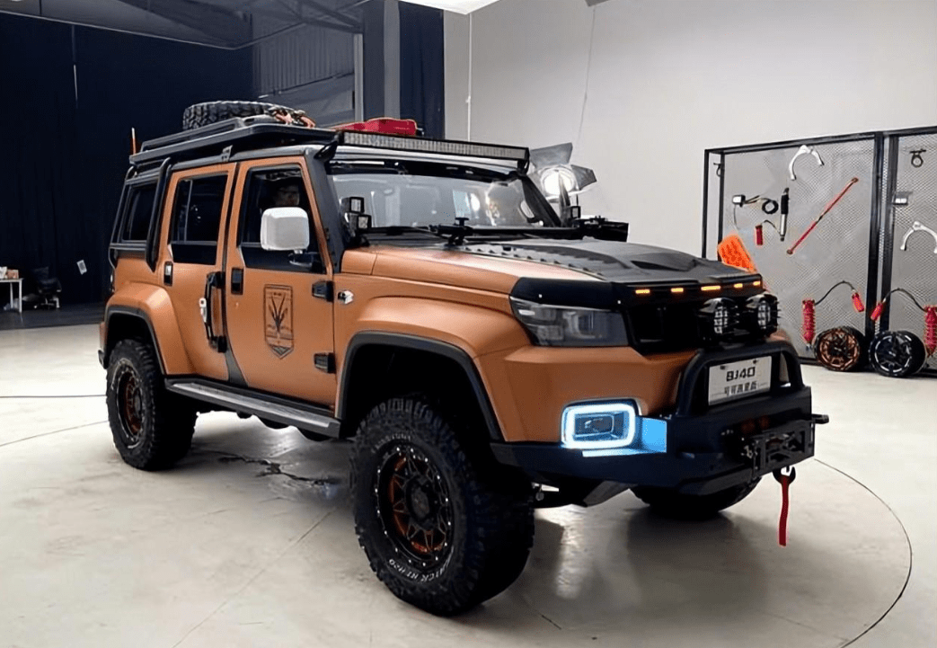 北京BJ40可可西里版实拍图曝光，造型霸气硬朗，具有爆款潜质？_搜狐汽车_搜狐网