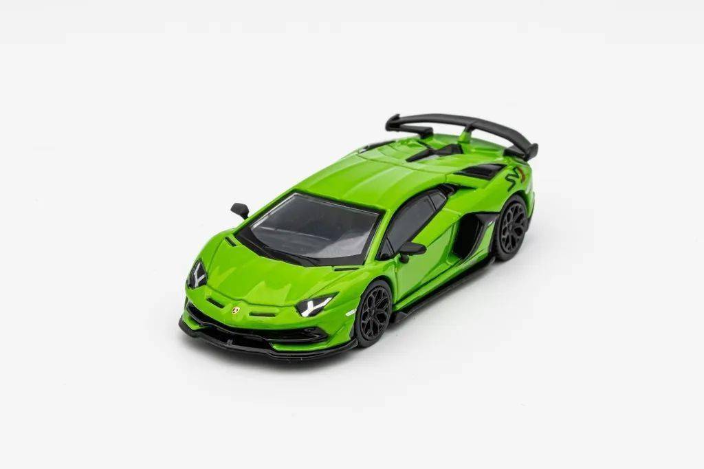 暴躁的12V的大牛，MiniGT兰博基尼Aventador SVJ模型试玩_搜狐汽车_搜狐网