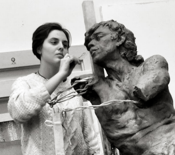 Giorgia Petrone | 探索艺术之美年轻创作者_绘画_具象_妹儿