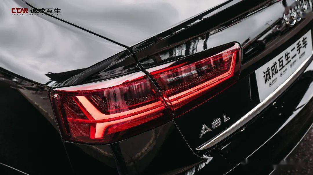 (最新到店)3.0T+V6，车长超5米，不到30万！【奥迪A6L 30周年年型 45TFSI quattro 运动型】_搜狐汽车_搜狐网