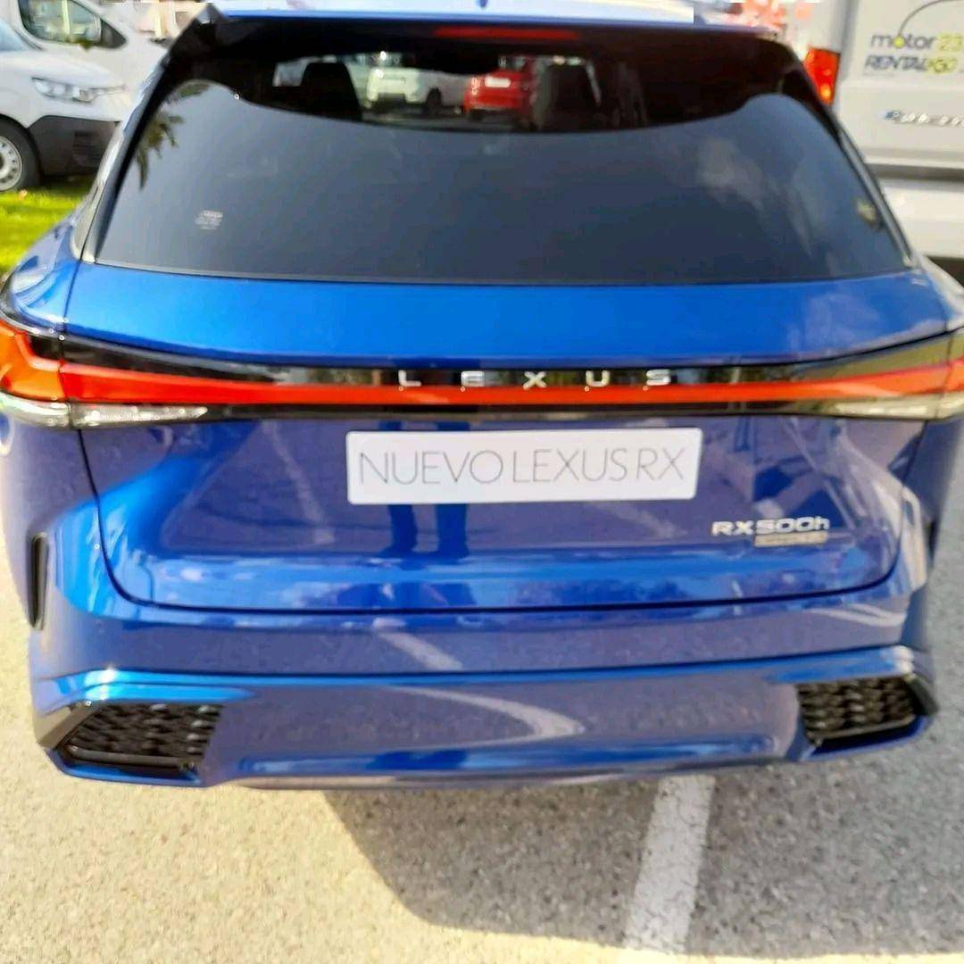 雷克萨斯RX500h亮相，运动元素更丰富，2.4T引擎+四驱，竞争X5_搜狐汽车_搜狐网