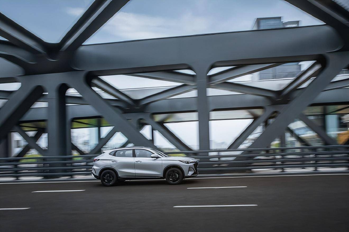 新车丨欧尚X5 PLUS正式预售，预售价9.99万-11.79万_搜狐汽车_搜狐网