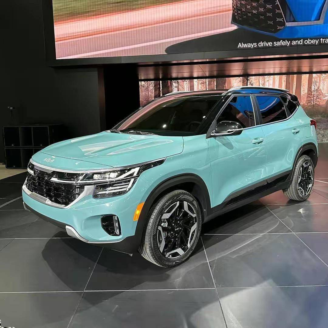 起亚版“探歌”来了，2023版KX3曝光，新潮前卫，海外预售12万_搜狐汽车_搜狐网