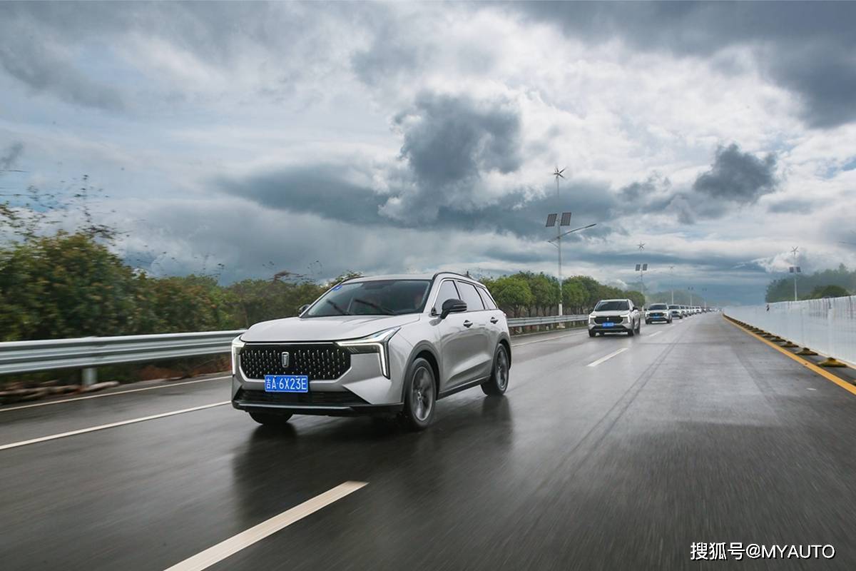 奔腾T55自动超跃版、哈弗H6、传祺GS4选谁？_搜狐汽车_搜狐网