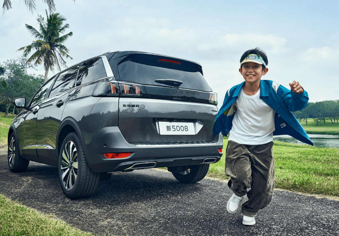 全系升级1.8T+8AT，5座/7座可选，法系旗舰SUV，上市就很猛！_搜狐汽车_搜狐网