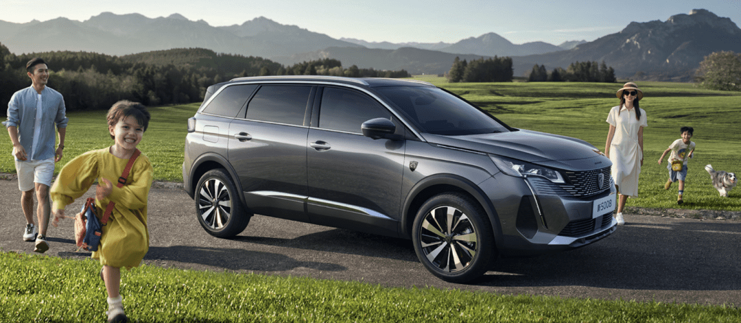 全系升级1.8T+8AT，5座/7座可选，法系旗舰SUV，上市就很猛！_搜狐汽车_搜狐网