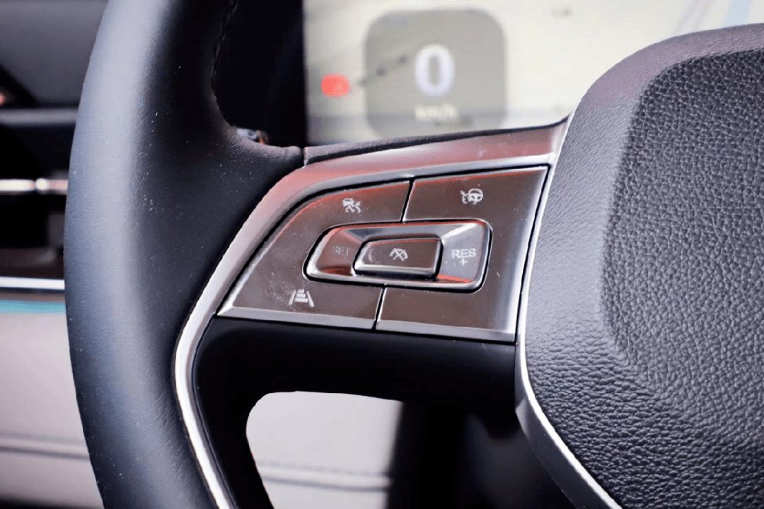 10万不到买国产中型SUV，轴距2830mm，7座大空间，家用必看！_搜狐汽车_搜狐网