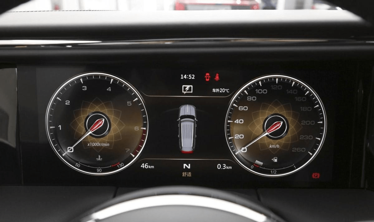 车长5695mm，搭载4.0T V8发动机+适时四驱系统，红旗LS7实拍_搜狐汽车_搜狐网