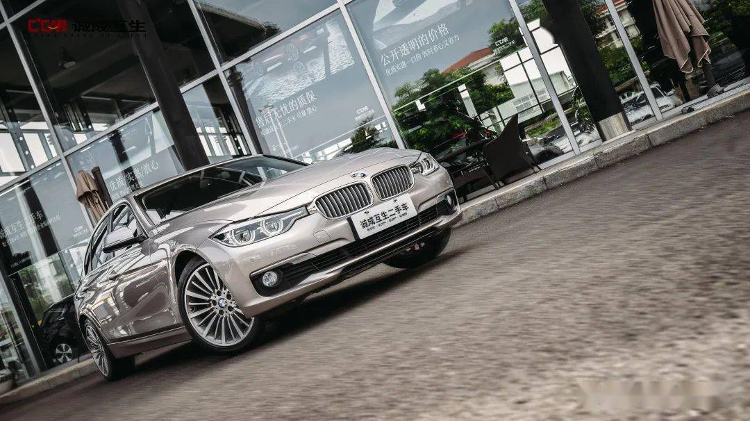 20万出头享受3系，这性价比不香？【宝马3系 320Li 时尚型】_搜狐汽车_搜狐网