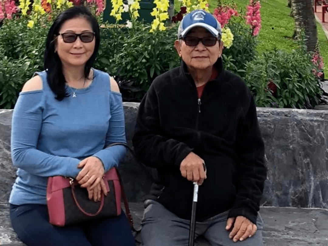 因买房，华裔老夫妇将儿子儿媳告上法庭_父母_Wan_Gilley