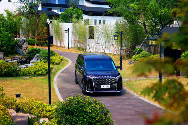 “MPV世家”新领袖，大通G90满足你年轻的心_搜狐汽车_搜狐网