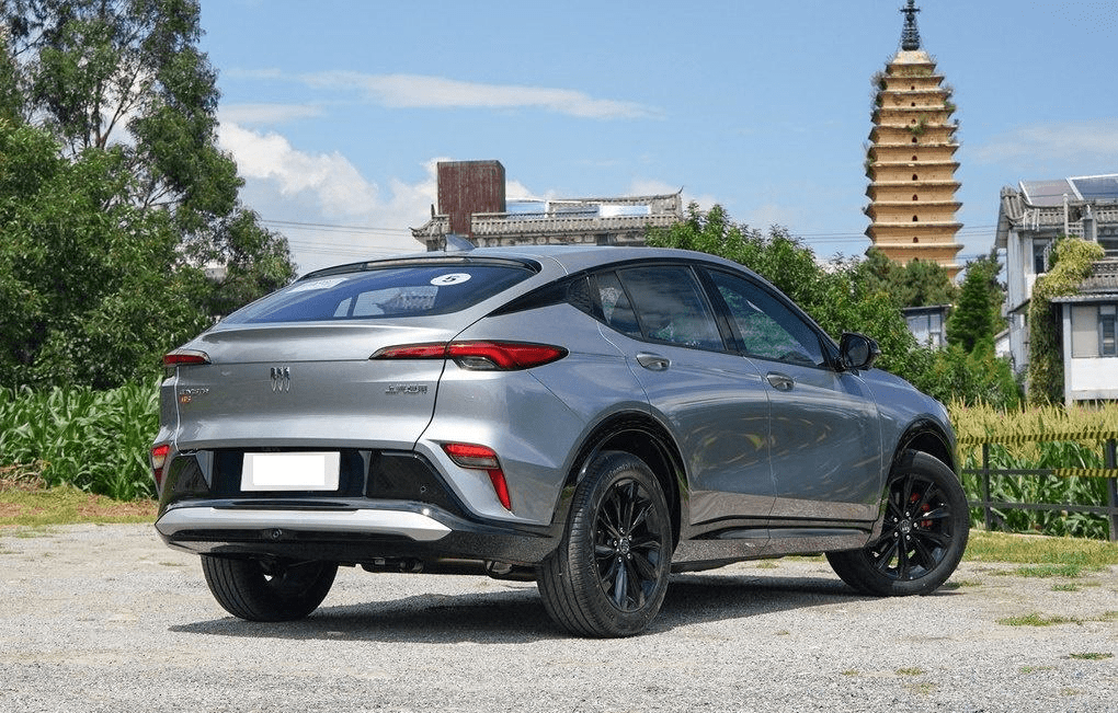 别克首款轿跑SUV上市！15万落地动感十足，标配1.5T+CVT，真亲民_搜狐汽车_搜狐网