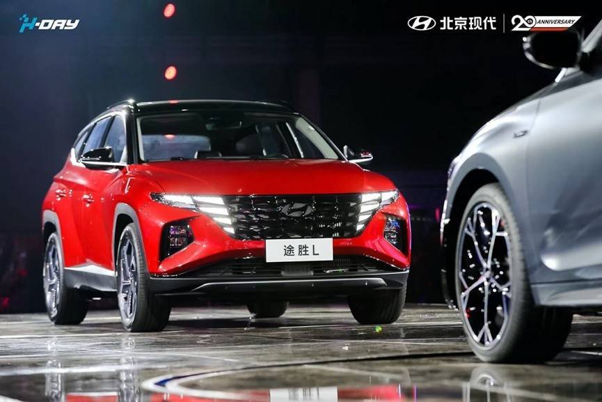 搭载8AT的北京现代第五代途胜L，凭什么比本田CR-V更打动年轻人_搜狐汽车_搜狐网