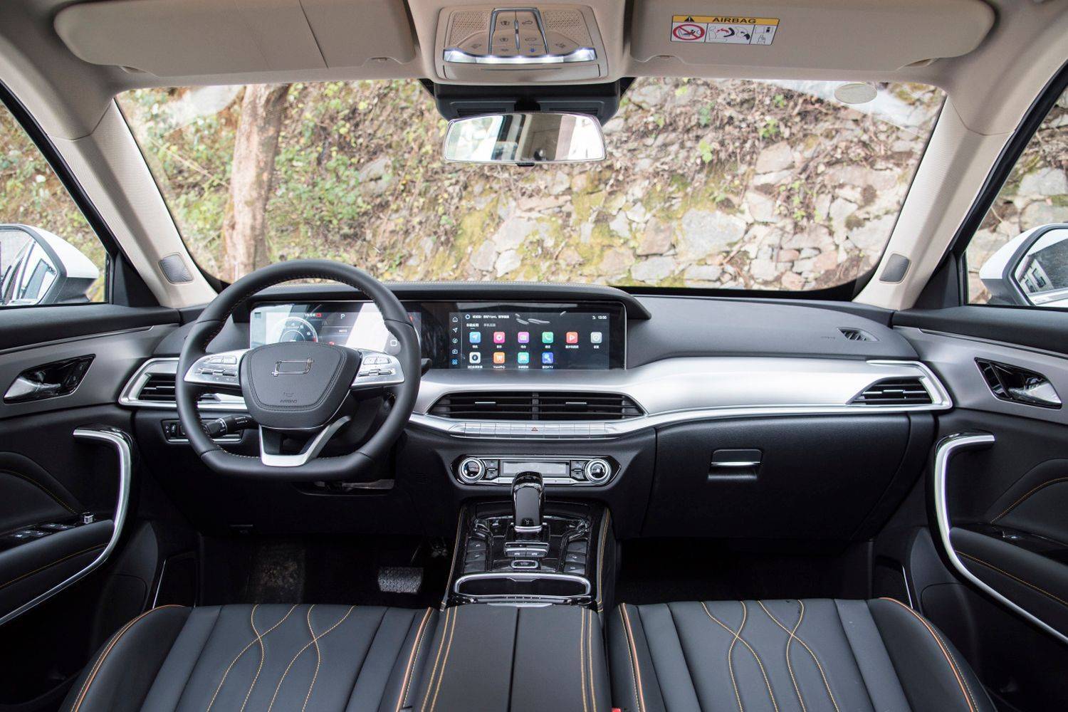 一汽奔腾新款T77上市 全新设计+产品标识 售11.48万起_搜狐汽车_搜狐网