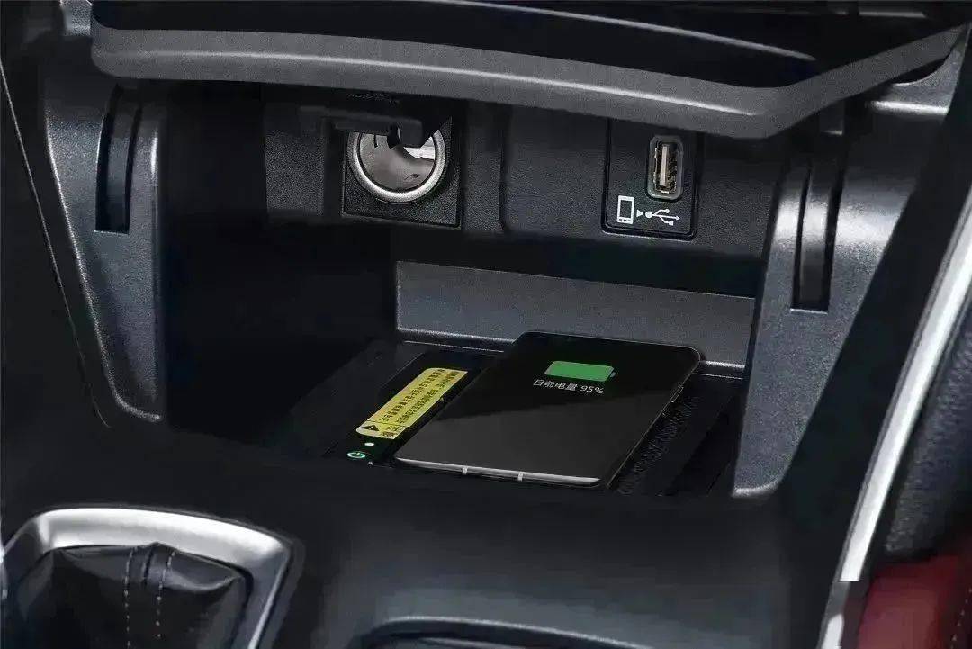 第十一代思域HATCHBACK全擎上市，CIVIC TYPE R震撼登场！_搜狐汽车_搜狐网