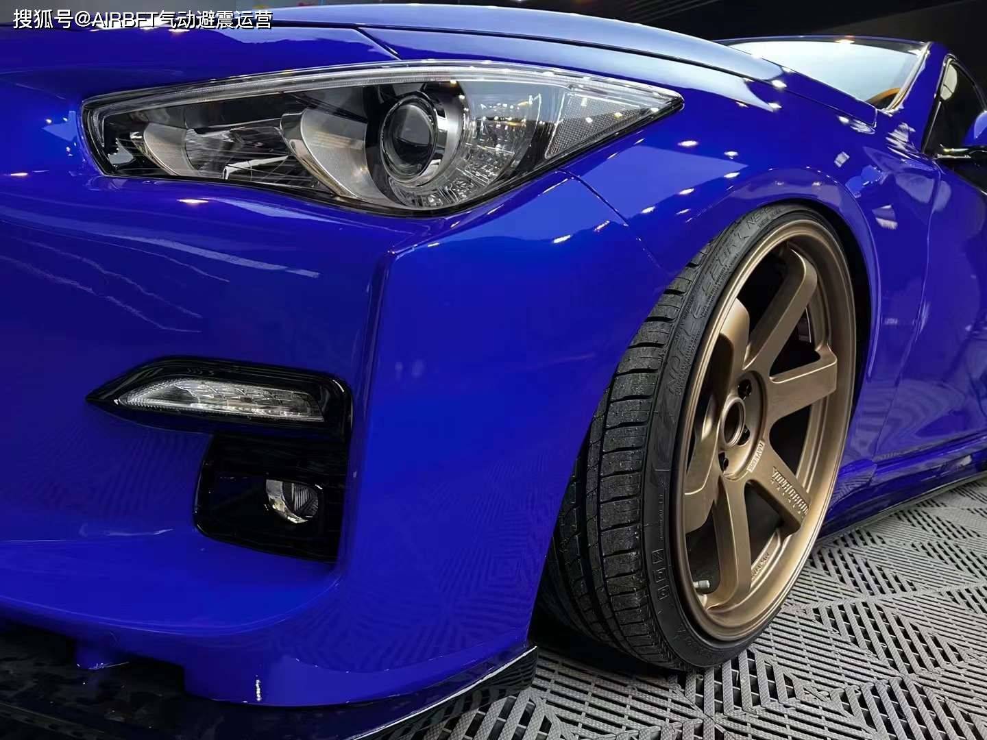 #蓝色魔影#英菲尼迪Q50#AIRBFT气动避震_搜狐汽车_搜狐网