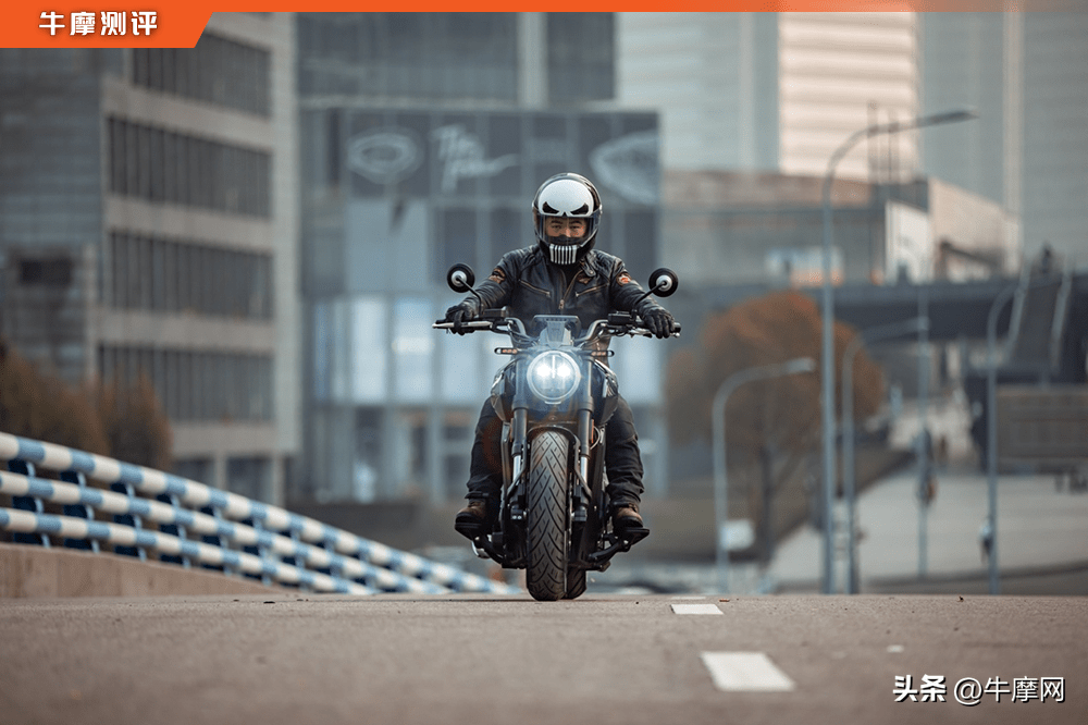 高金THOR 1000试驾报告：新手也容易驾驭的国产首款公升级巡航_搜狐汽车_搜狐网