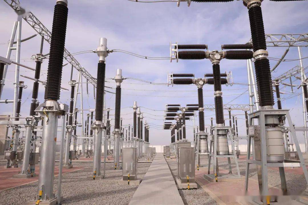 金塔县：光电产业“点亮”绿色发展之路_建设_项目_新能源