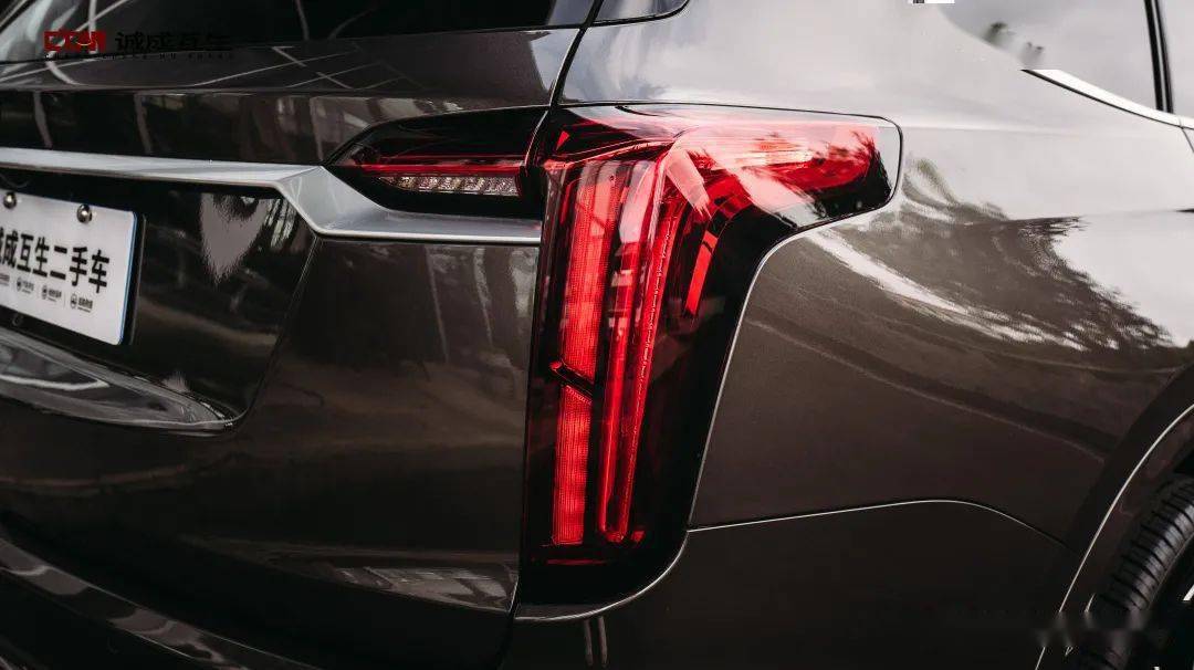 (最新到店)美系中大型SUV，气场不输BBA，还带高级音响，不到半价！【凯迪拉克XT6 28T 六座四驱豪华型】_搜狐汽车_搜狐网