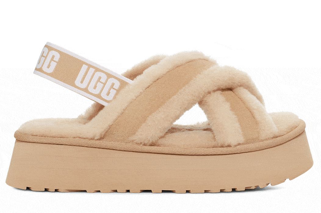 3双绝美UGG春鞋，看一眼就让人尖叫！_设计_鞋底_交叉