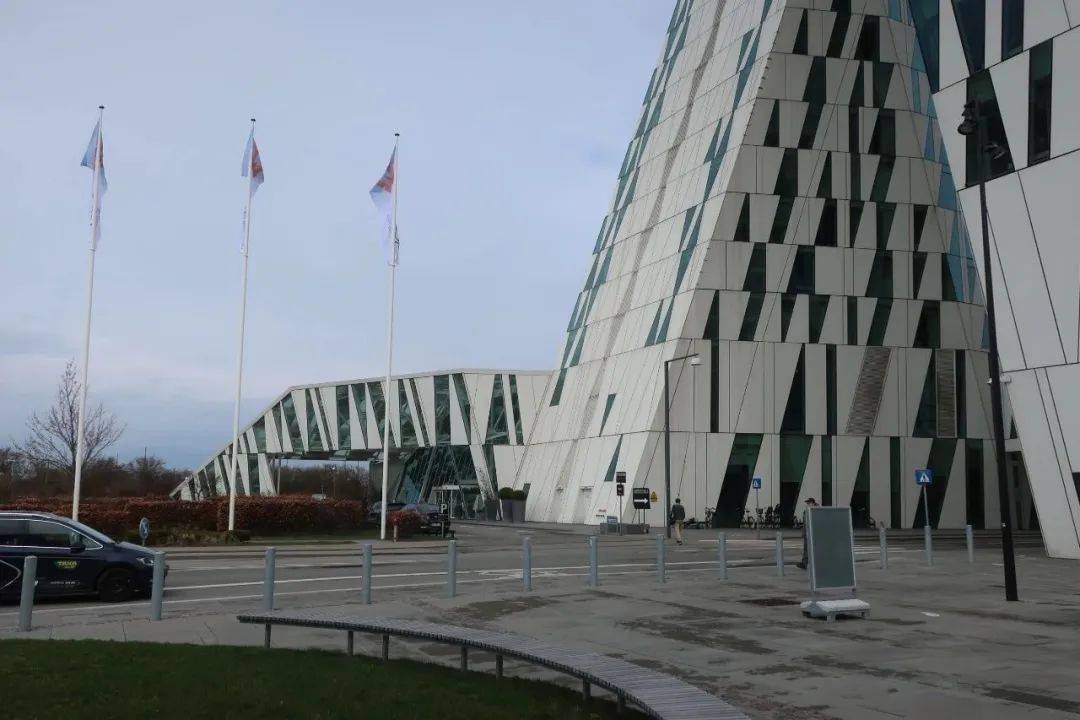 ELCC 2023丨张力教授点评：靶向CEACAM5的ADC征战肺癌前沿_患者_研究_治疗