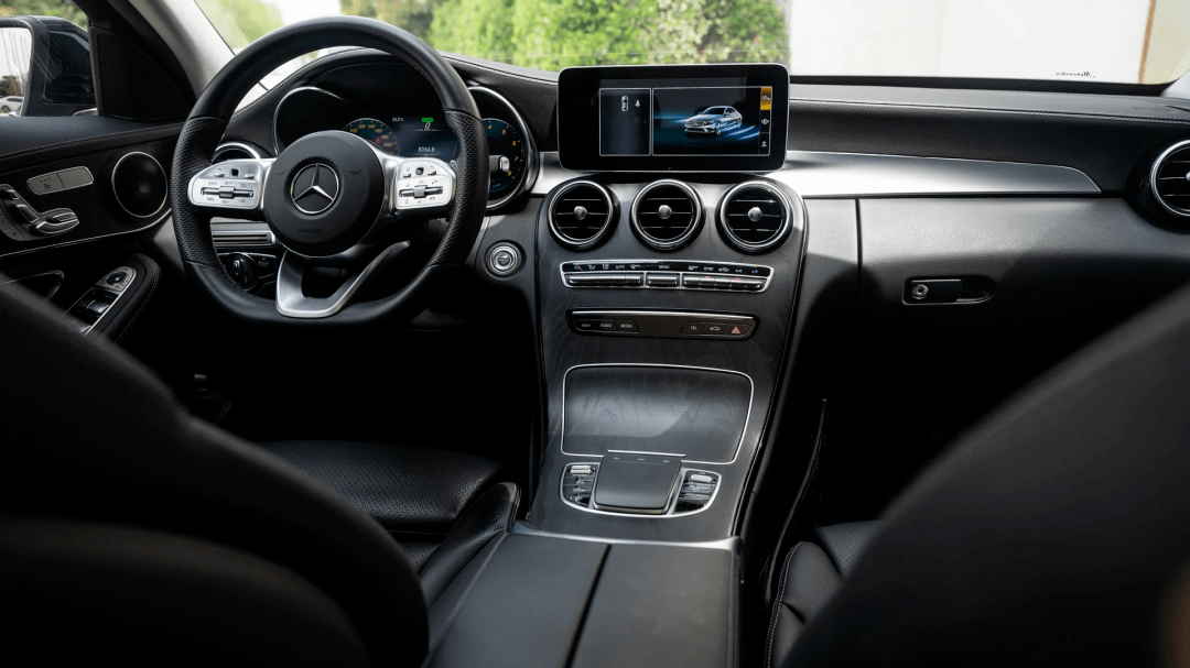 【路试笔记】豪华中级标杆，只好不贵——二手奔驰C260L运动型_搜狐汽车_搜狐网