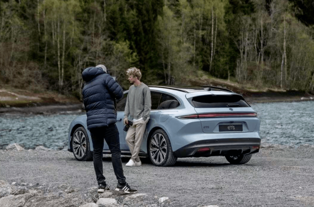 预计6月正式亮相！ 蔚来ET5猎装版实车曝光_搜狐汽车_搜狐网