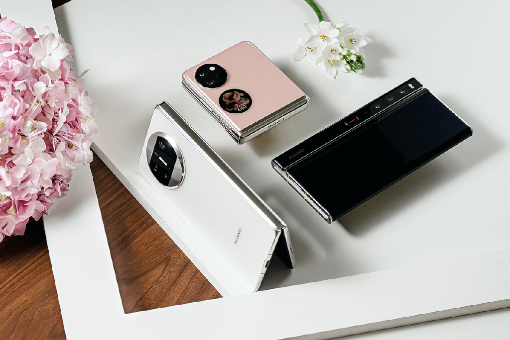 520将至，浪漫又新颖的数码好物首选华为折叠屏手机家族_Mate_Pocket_功能