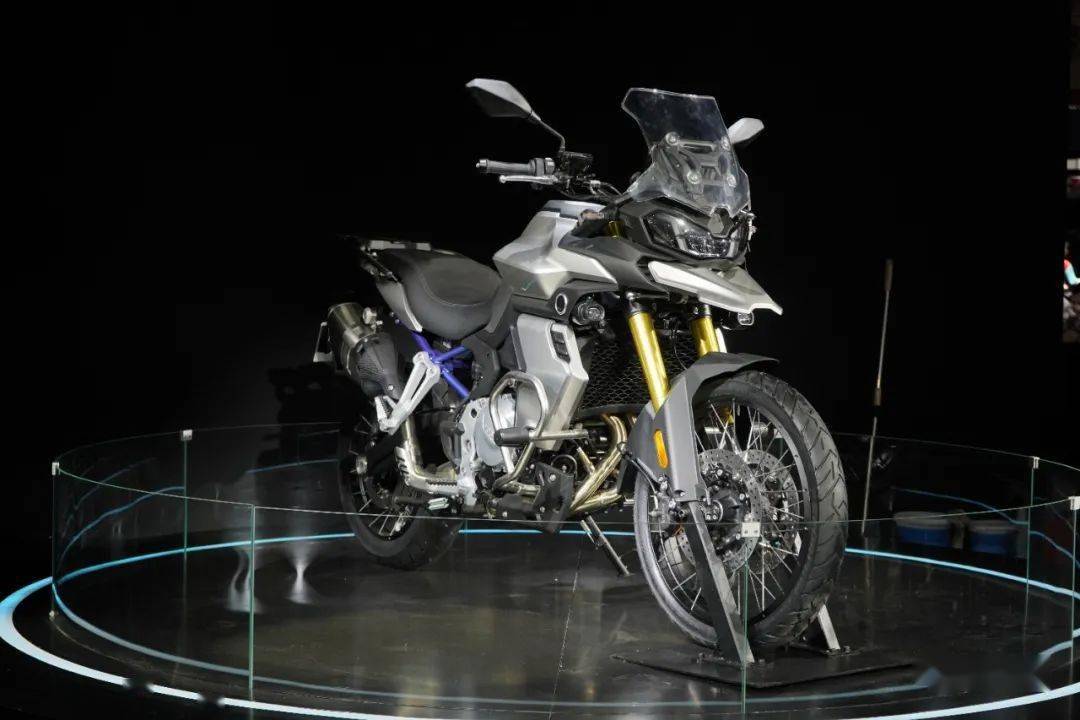 40766元起，新版SR4 Max系列发布，无极DS900X、CU525巡航亮相_搜狐汽车_搜狐网